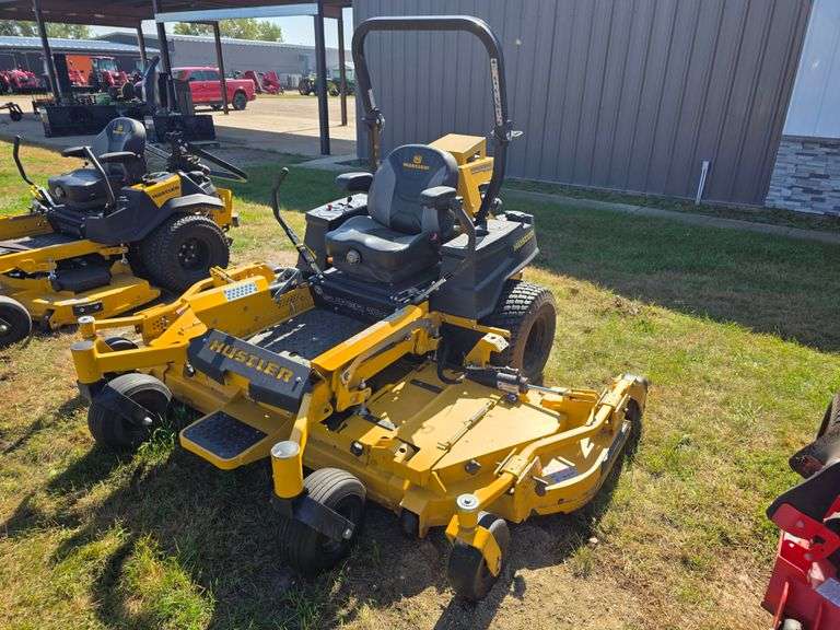 2023 Hustler Super 104 Rear Discharge Zero Turn Lawn Mower, 308 Hours ...