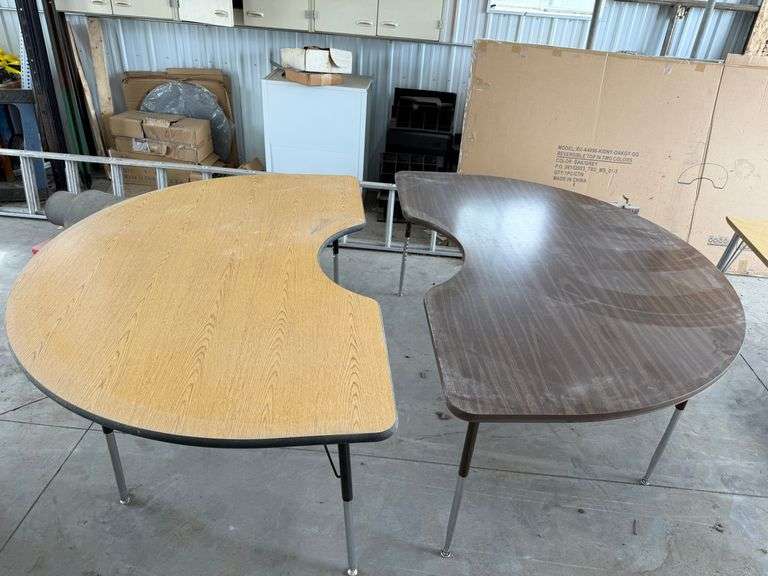 (3) Kidney Tables, Buying All for One Money - Fragodt Auction and Real ...