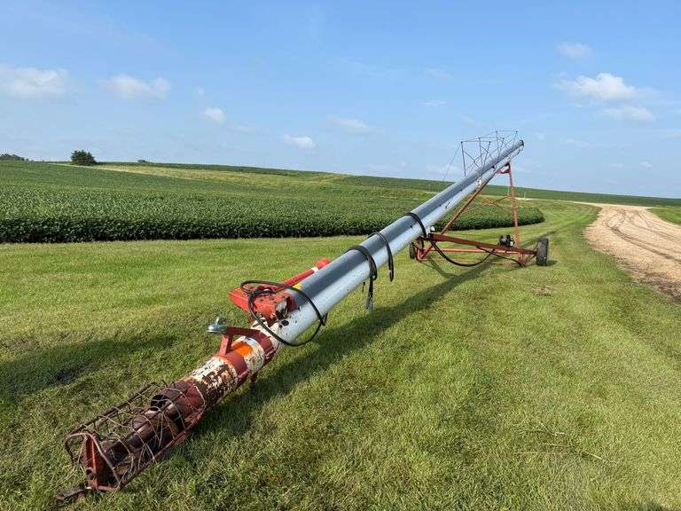 Feteral 10x60 Auger, Hydraulic Lift, 540 PTO, SN: 94020R - Fragodt ...