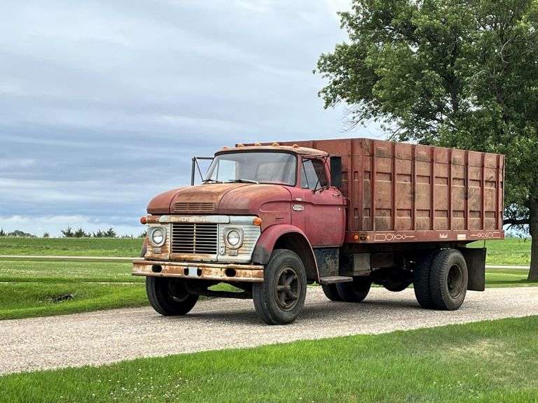 1964 Ford N750 Single Axle Grain Truck, 391 4V 8 Cylinder Gas Engine ...