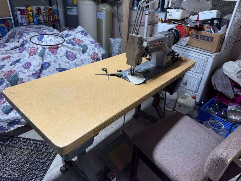 Consew Model 226, Commercial Upholstery Sewing Machine, Working ...