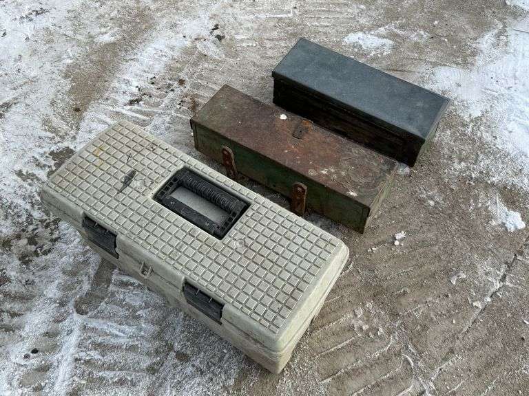 3 Misc Tool Boxes, Buying for One Money - Fragodt Auction and Real ...