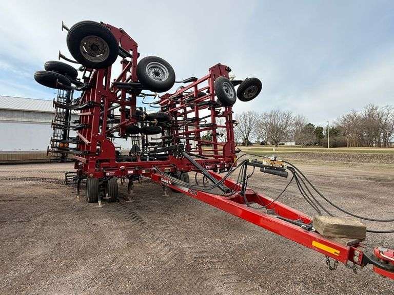 Case IH 46’ Field Cultivator, Model: TMII-38-46, 2 Bar Harrow, Rolling ...