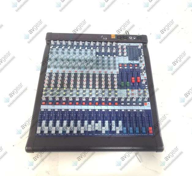 Midas Venice 160 16-Channel Mixing Console in Hard Carrying Case ...