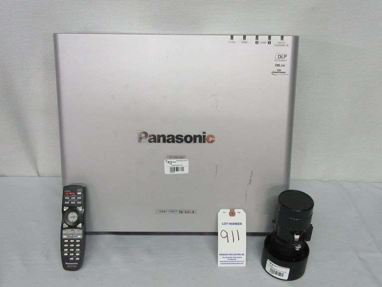 Panasonic PT-DW740 DLP WXGA 7000 Lumen Projector w/Remote & Panasonic 1 ...
