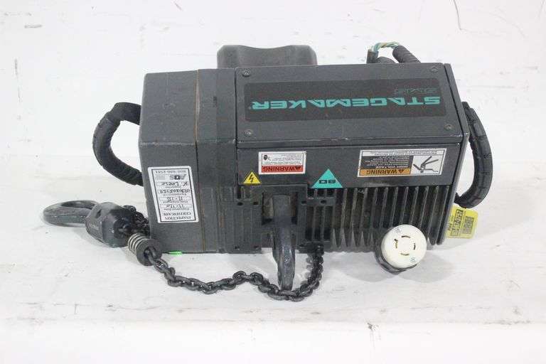 R&M Stagemaker SR5 1/2 Ton Chain Hoist w/ 80' Chain and Attached Chain ...