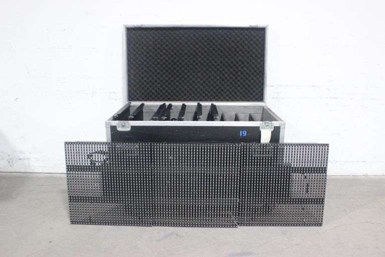 (10) B20TC 20mm 640x640 LED Strip Curtain Lights In Wheeled Hard Case ...