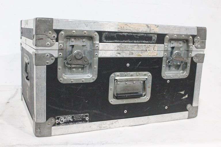 17x23x9 Calzone Custom Road Case - Joseph Finn Co., Inc.