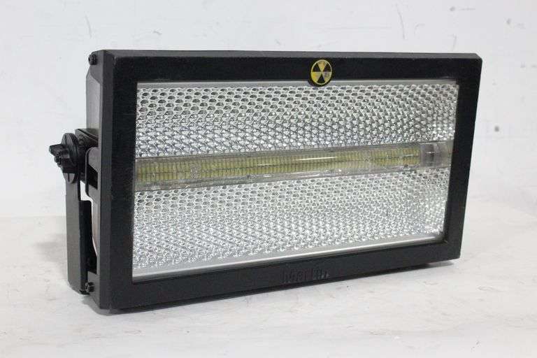 Martin Lighting Atomic 3000 LED Strobe Light w/ Safety Cable - Joseph ...