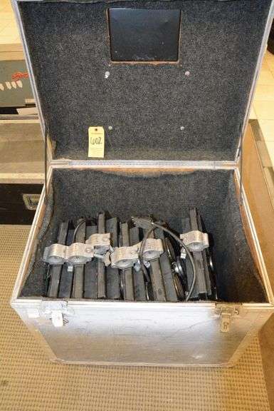 (4) 4-lite audience blinders w/ half-couplers and case - Joseph Finn Co ...
