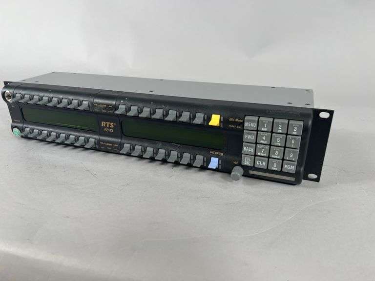 RTS KP-32 (Black) 32 Lever Rackmount Keypanel/ w power supply - Joseph ...