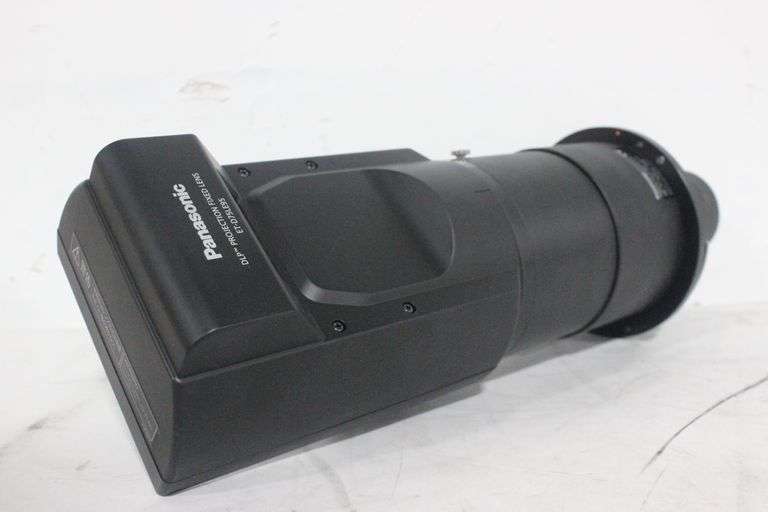 Panasonic ET-D75LE95 3-Chip DLP Projector Ultra Short Throw Lens ...