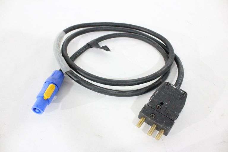 5' - 15A 250V/20A 125V Stage Pin (Male) to powerCON Connector Cable ...