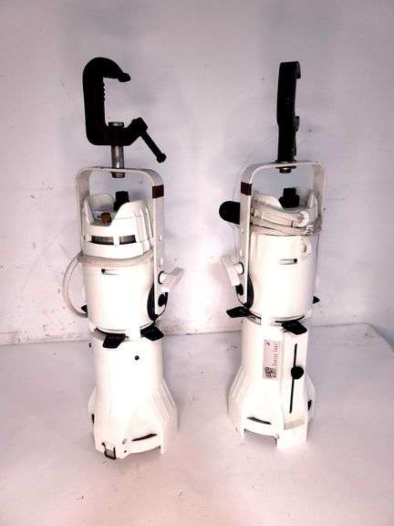 (2) ETC Source Four Jr Ellipsoidal Spotlight w/ Hanging Hardware (White ...