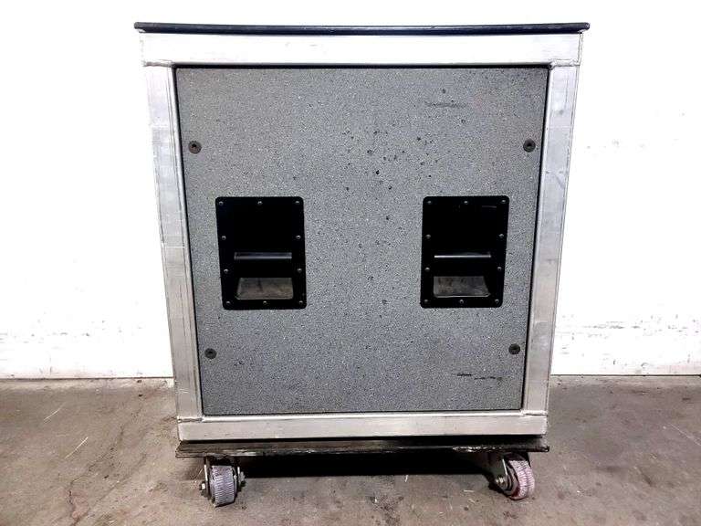 20-Channel XLR Patch Panel & Breaker Box in 15RU Wheeled Rack Case ...