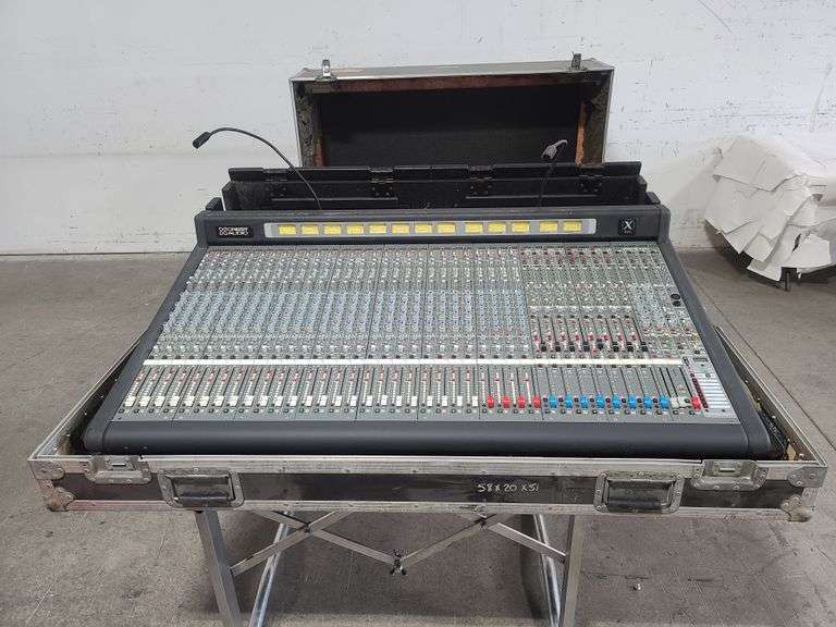 Crest Audio X-VCA 24 Channel Mixing Console (No Power Supply) w/ Road ...