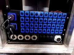 20-Channel XLR Patch Panel & Breaker Box in 15RU Wheeled Rack Case ...