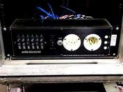 20-Channel XLR Patch Panel & Breaker Box in 15RU Wheeled Rack Case ...