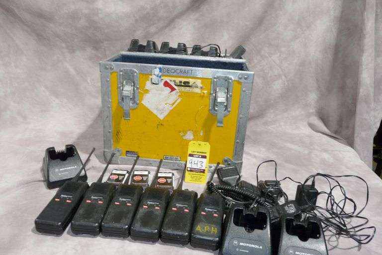 Lot (6) Motorola Radius SP50 Walkie Talkies with (9) Batteries; (6 ...