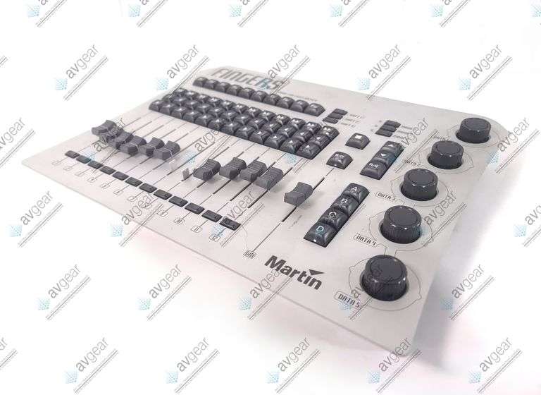 Martin Fingers Made For Light Jockey in Soft Carrying Bag - Joseph Finn ...