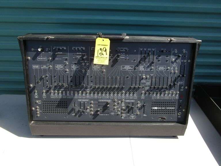 ARP 2600 Synthesizer w/ Hard Case (No Power Cord) - Joseph Finn Co., Inc.