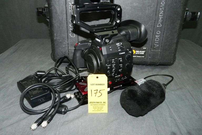 Canon C300 Mark II 4K Digital Cinema EF Mount Camera with Viewfinder ...