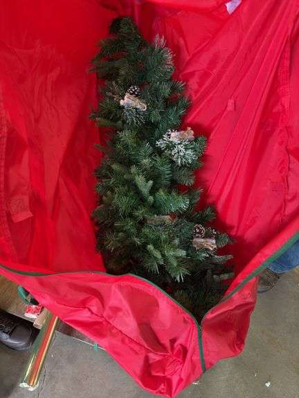 Christmas tree, etc - Gary Realty & Auction