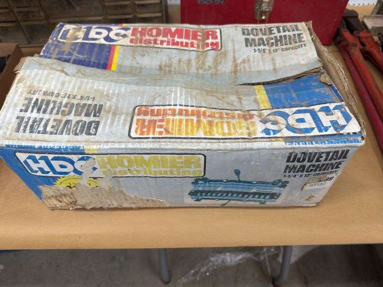 Dovetail machine - Gary Realty & Auction