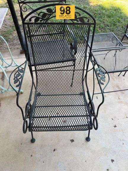 (3) outdoor metal mesh chairs, 2 tables - Gary Realty & Auction