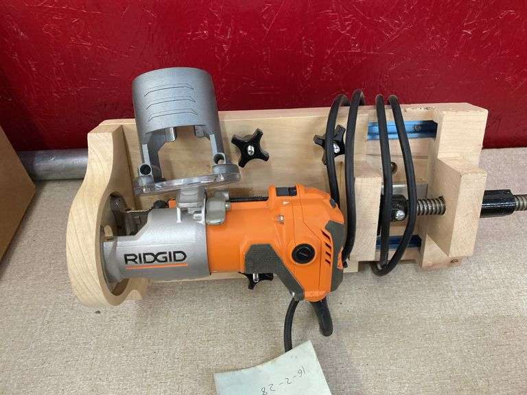 Rigid router & stand - Gary Realty & Auction