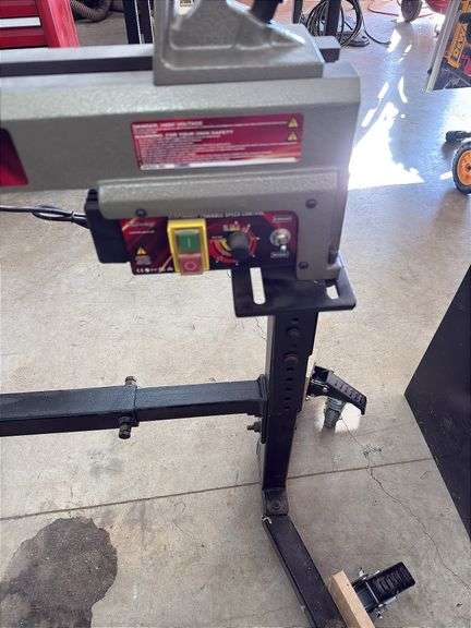 Nova comet 2 midi lathe - Gary Realty & Auction