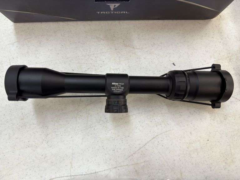 Nikon 2-7x32 scope - Gary Realty & Auction