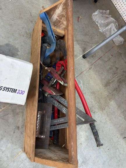 Bolt cutters, toolbox etc - Gary Realty & Auction