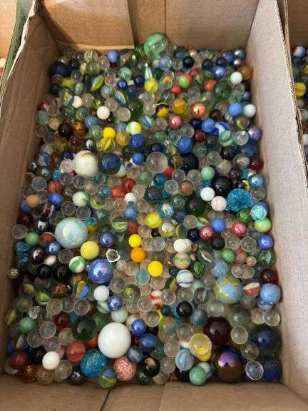 Assorted marbles - Gary Realty & Auction