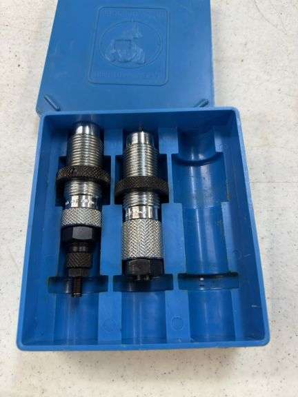 243 Winchester reloading dies - Gary Realty & Auction