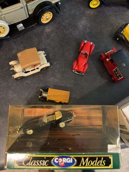Assorted cars - Gary Realty & Auction