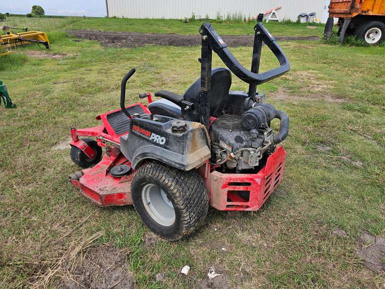 Snapper Pro 60" Zero Turn Mower - Gavel Roads Online Auctions