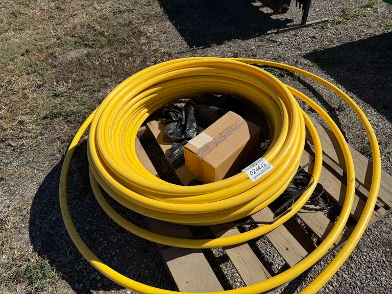 Roll 1" Gas Poly Pipe - Gavel Roads Online Auctions