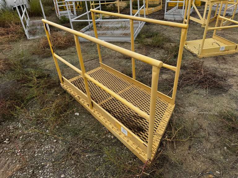Catwalk Safety System - Gavel Roads Online Auctions
