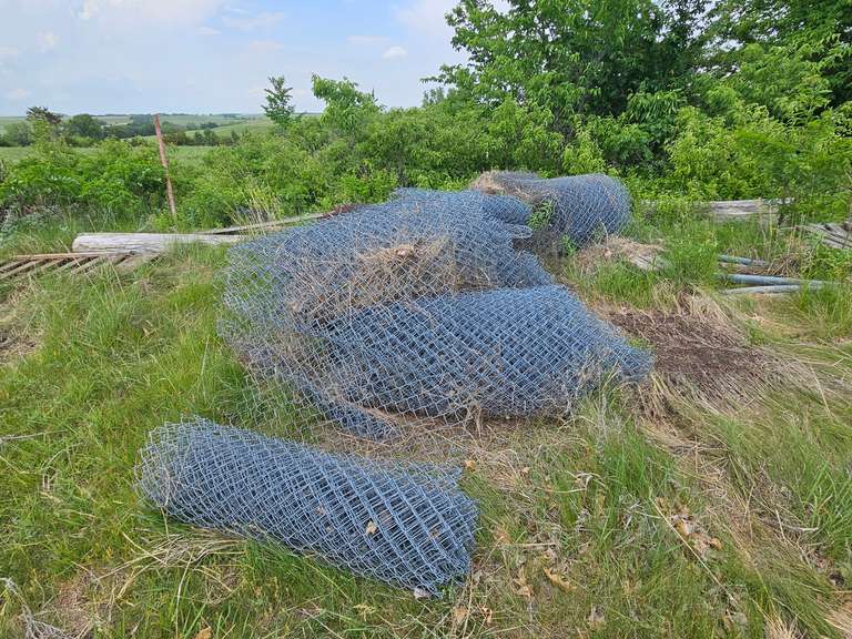 Chain Link Fence - Gavel Roads Online Auctions