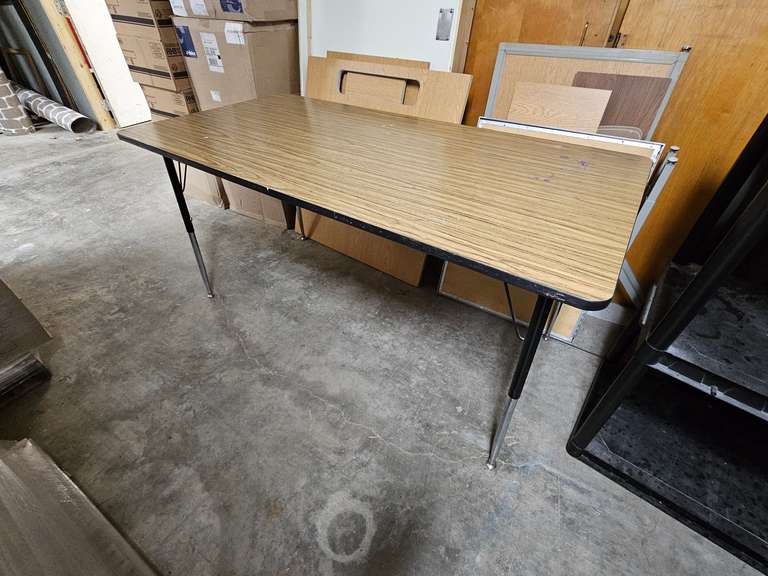 (1) Table & (1) File Cabinet - Gavel Roads Online Auctions