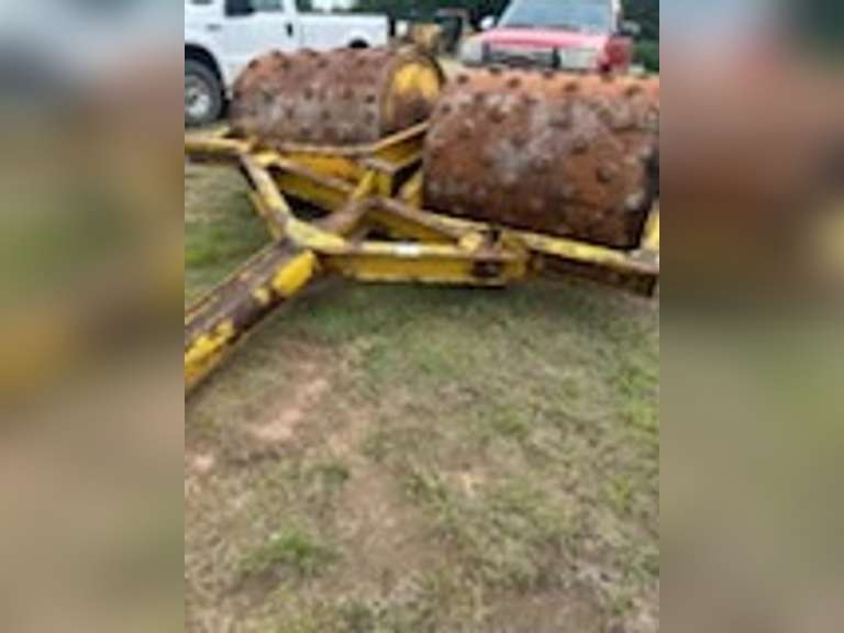 Roller/Packer - Gavel Roads Online Auctions