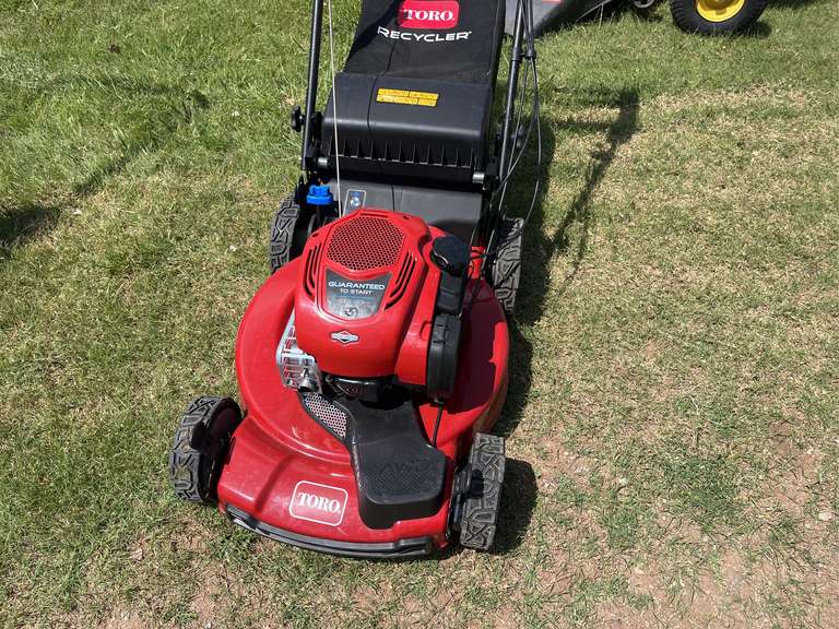 Toro Push Mower - Gavel Roads Online Auctions