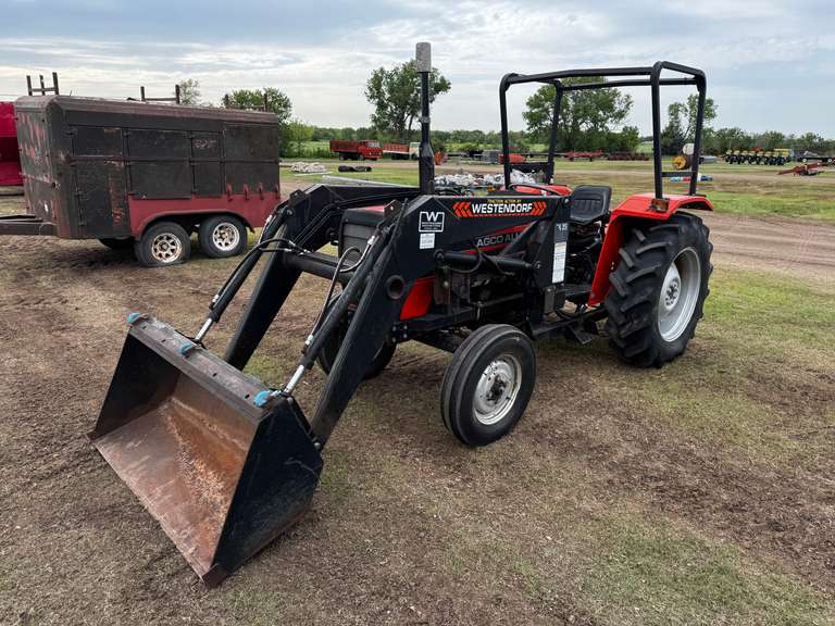1991 Agco Allis 4650 Tractor w/Westendorf Loader - Gavel Roads Online ...