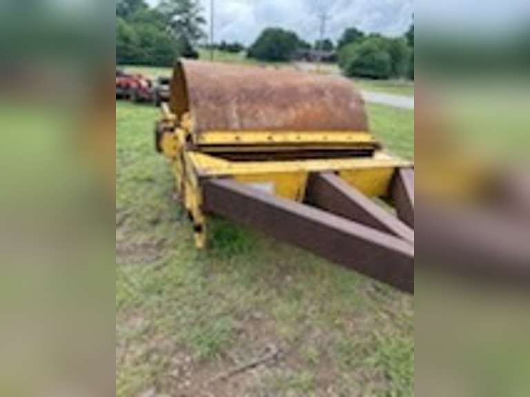 Roller/Packer - Gavel Roads Online Auctions