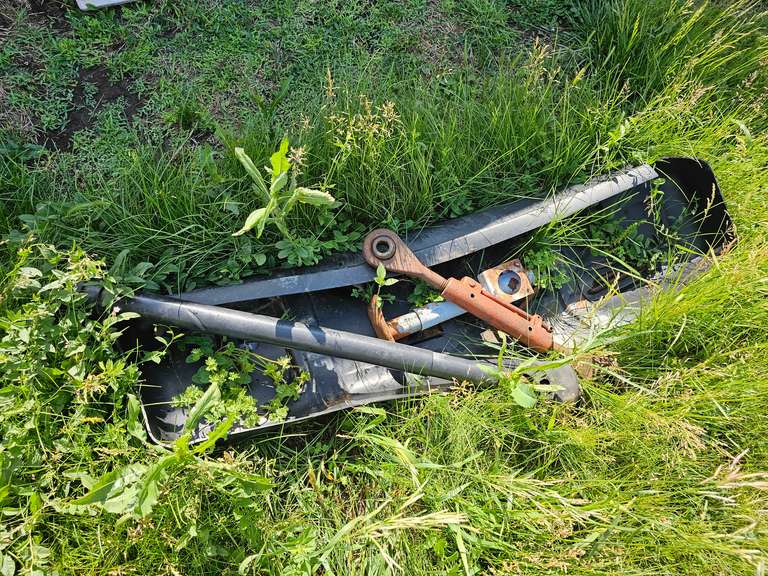 PTO Shaft, 3PT Arm & Jack - Gavel Roads Online Auctions