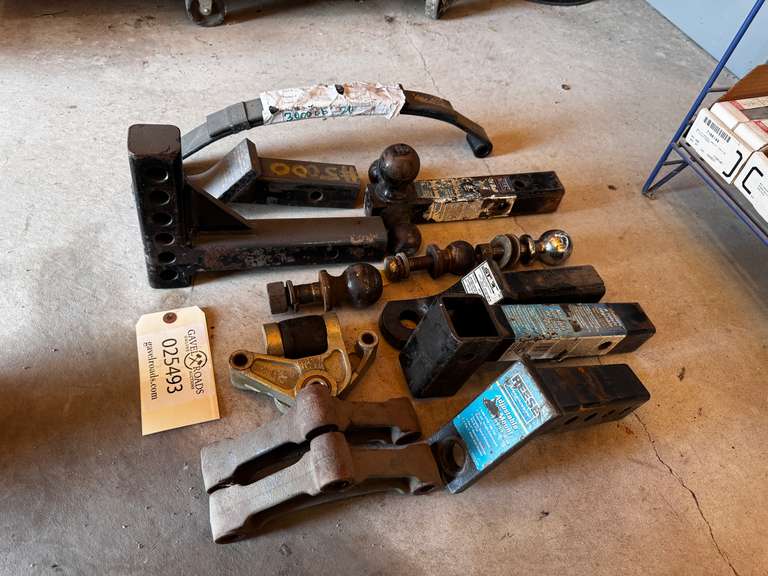 Assorted Hitches & Trailer Accessories - Gavel Roads Online Auctions