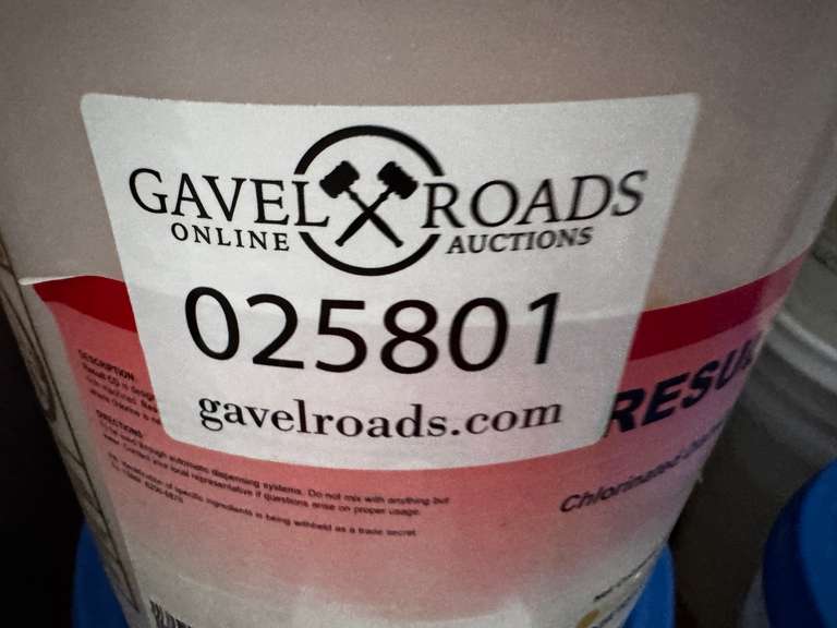 Assorted Buckets of Cleaning Solution - Gavel Roads Online Auctions
