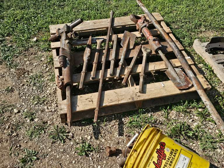 Pneumatic Hammer, Drills & Bits - Gavel Roads Online Auctions
