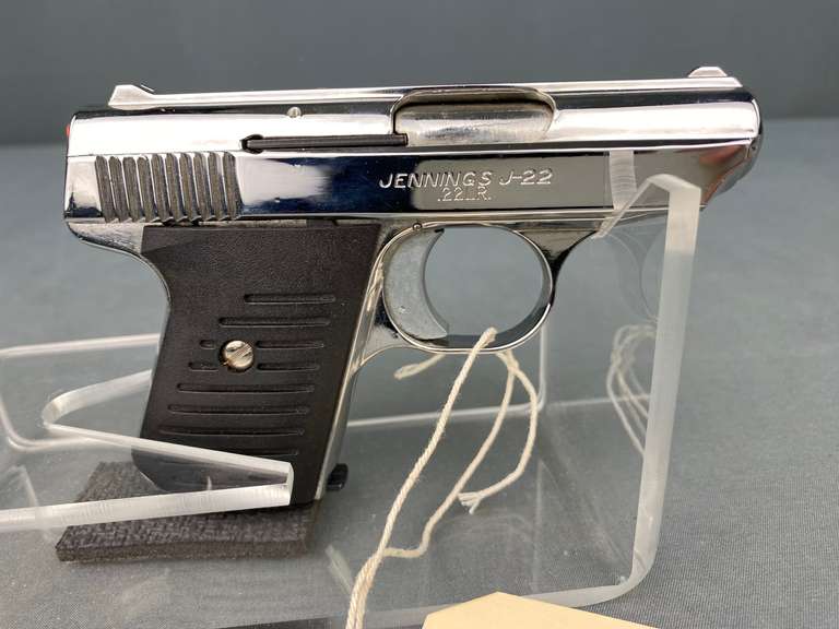 --206--Bryco Arms Jennings J22 22LR Semi-Auto Pistol w/1 mag & Holster ...